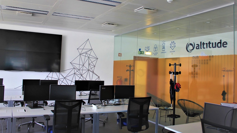 Altitude investe em novas instalações e regressa a Oeiras - Business-IT